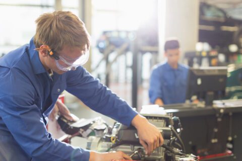 Scholarships for Trade and Technical School Students | USA Scholarship ...